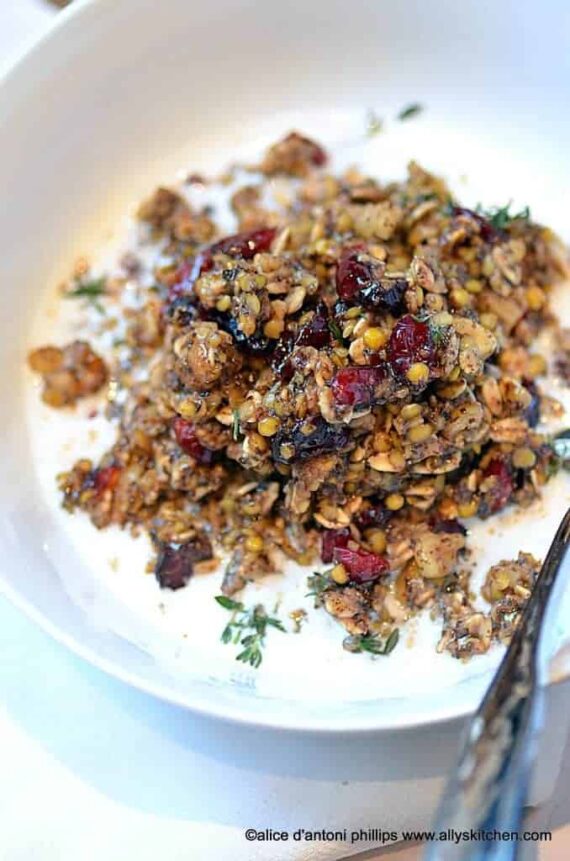 lentil walnut cranberry museli with honey & fresh thyme | breakfast museli