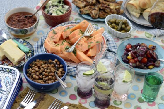 mezze or tapas style dining for the holidays | mezze style dining | tapas