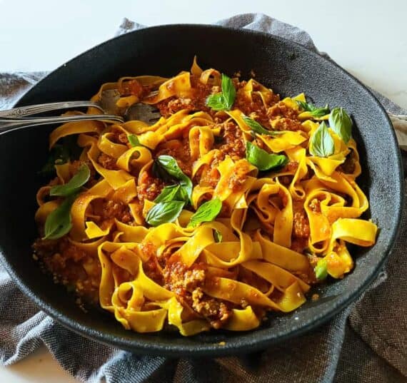 easy quick pork ragu | pork ragu | bolognese recipes | easy ragu sauce